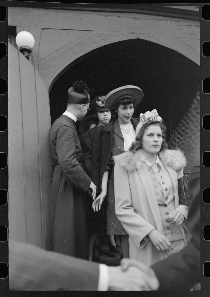 Shaking hands members congregation Easter | Free Photo - rawpixel