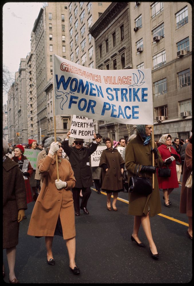 Anti-war rally, war moratorium, NYC | Free Photo - rawpixel