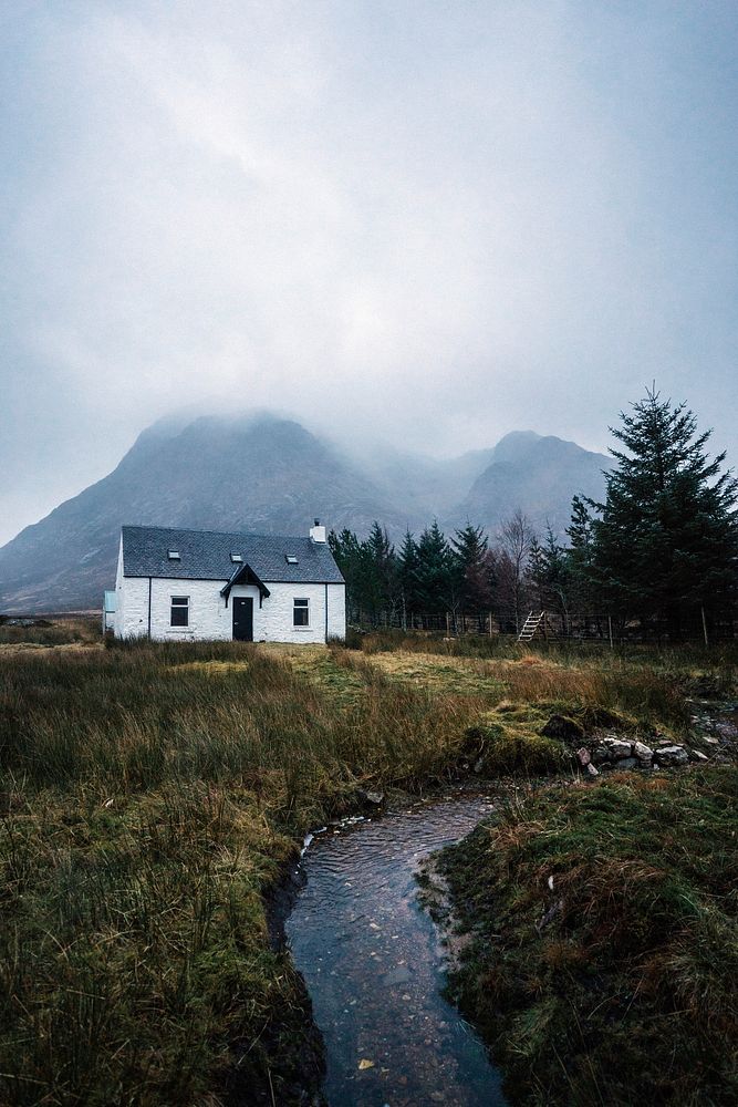 Cottage at Glen Etive, Scotland | Premium Photo - rawpixel