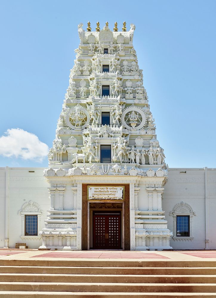 Hindu Temple Cultural Center, Iowa | Free Photo - rawpixel