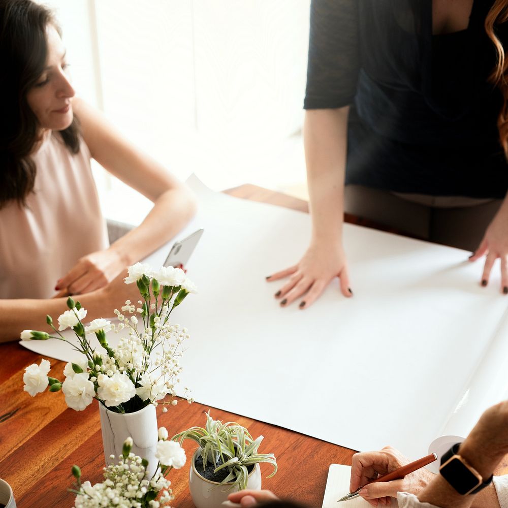 Women collaborating office, planning project. | Premium Photo - rawpixel