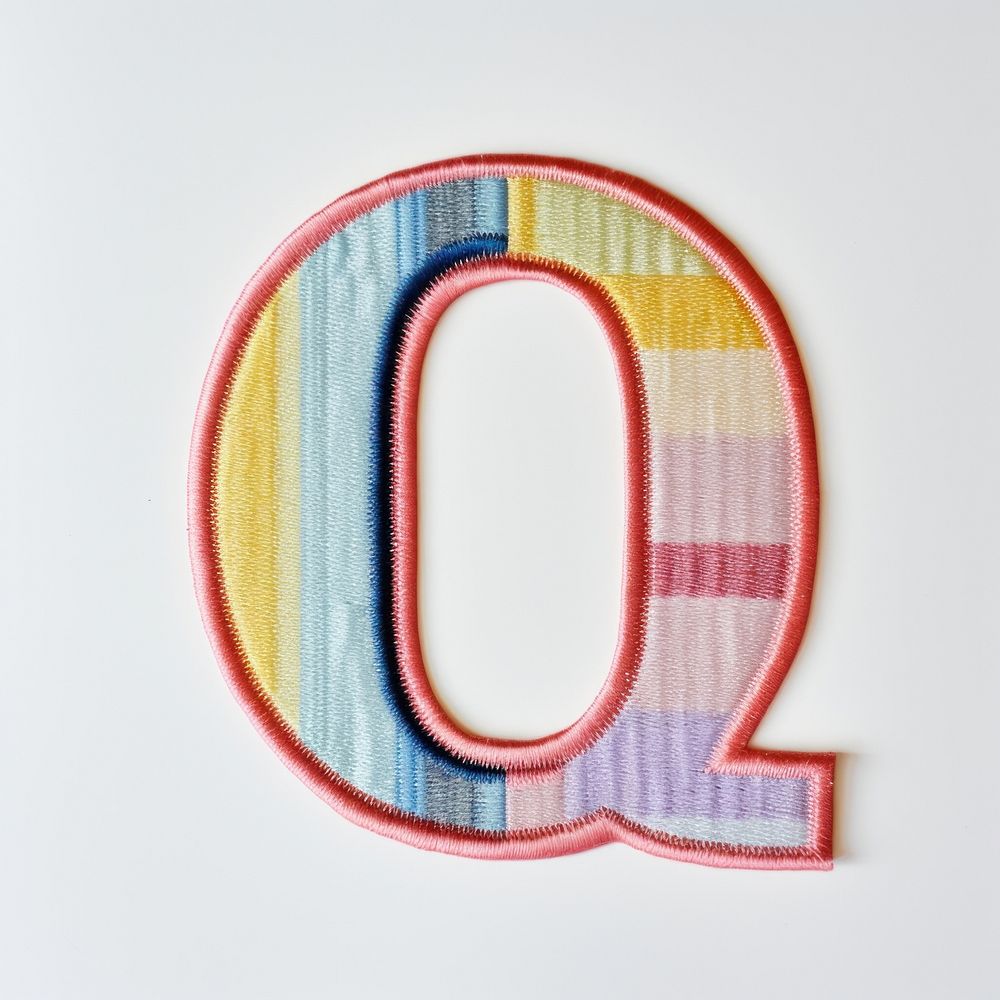Patch letter Q pattern white | Premium Photo - rawpixel