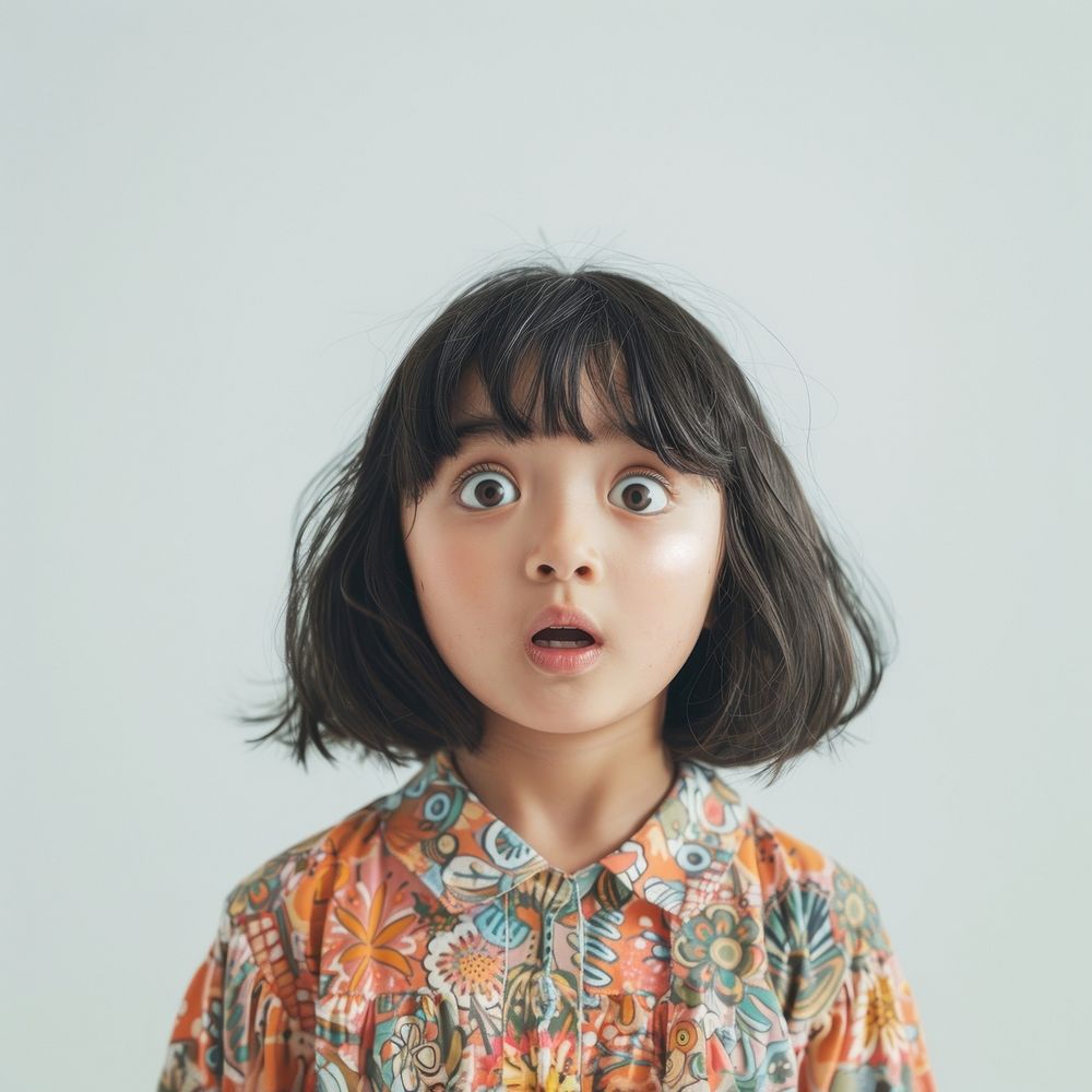 Japanese girl kid portrait photo | Free Photo - rawpixel