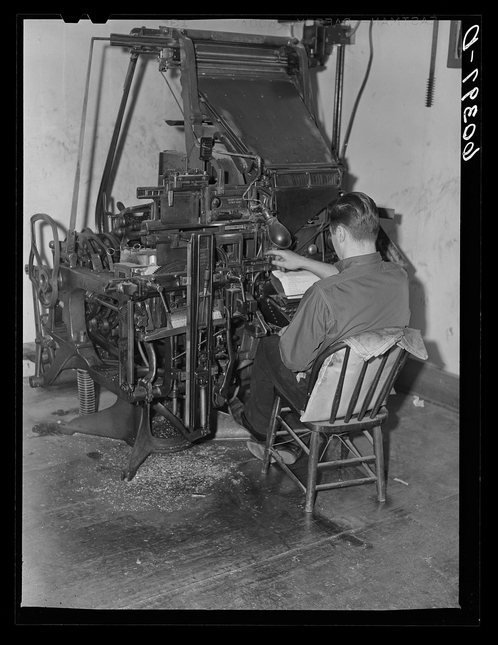 Operating linotype machine. Office Valley | Free Photo - rawpixel
