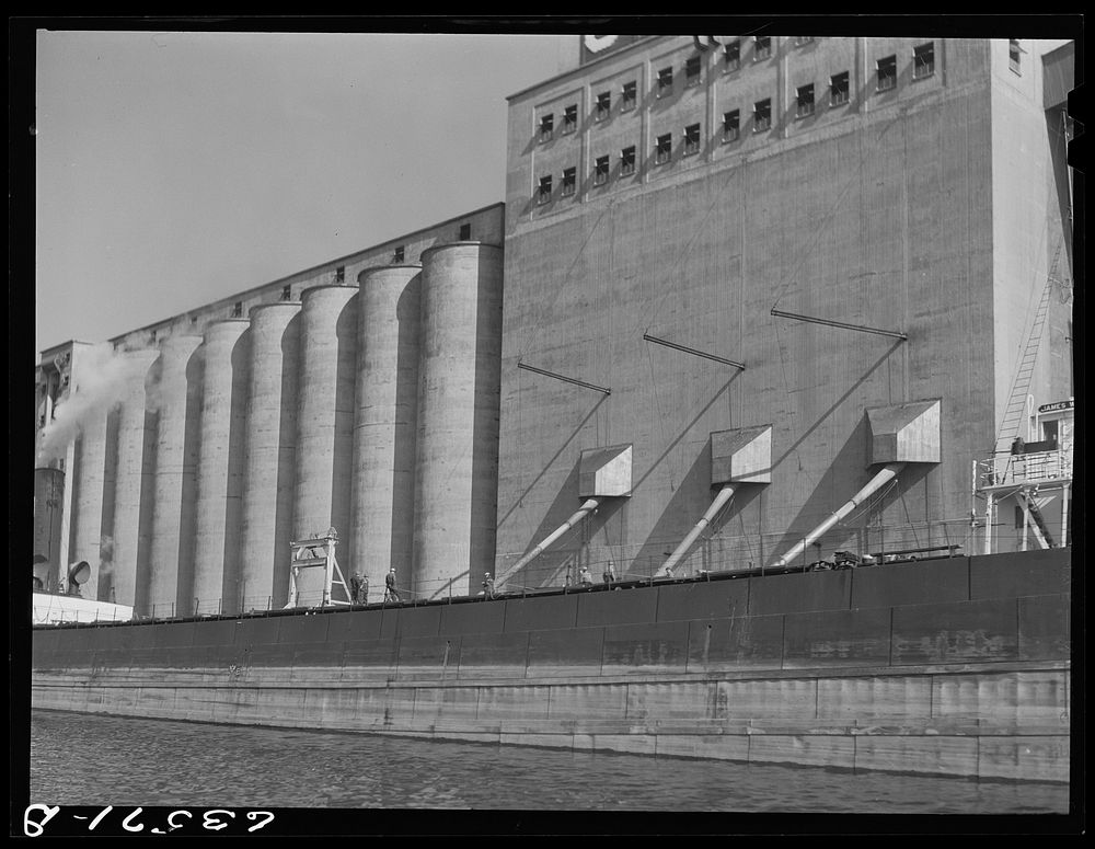 Loading grain boat Occident elevator | Free Photo - rawpixel