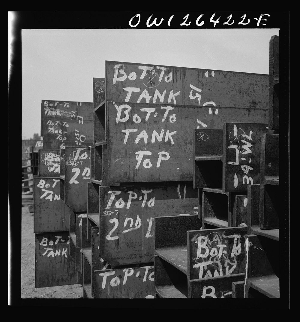 Bethlehem-Fairfield shipyard, Baltimore, Maryland. Identification ...