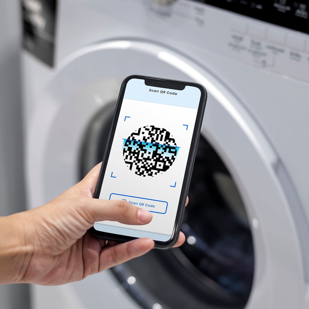 Qr code phone screen, smart | Free Photo - rawpixel