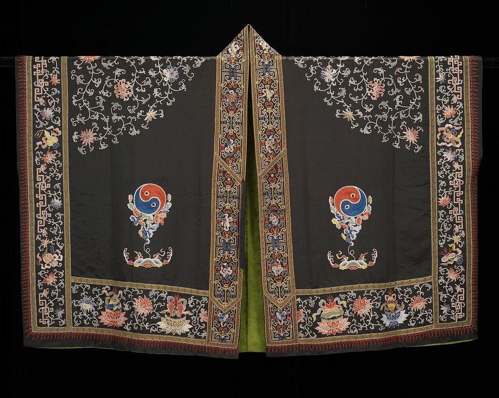 Taoist priest robe black satin | Free Photo - rawpixel