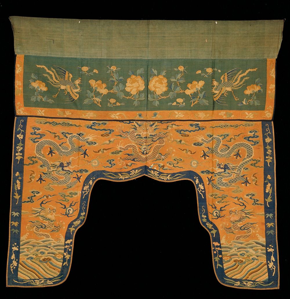 Valance shaped, faded rust-red, K'ossu | Free Photo - rawpixel