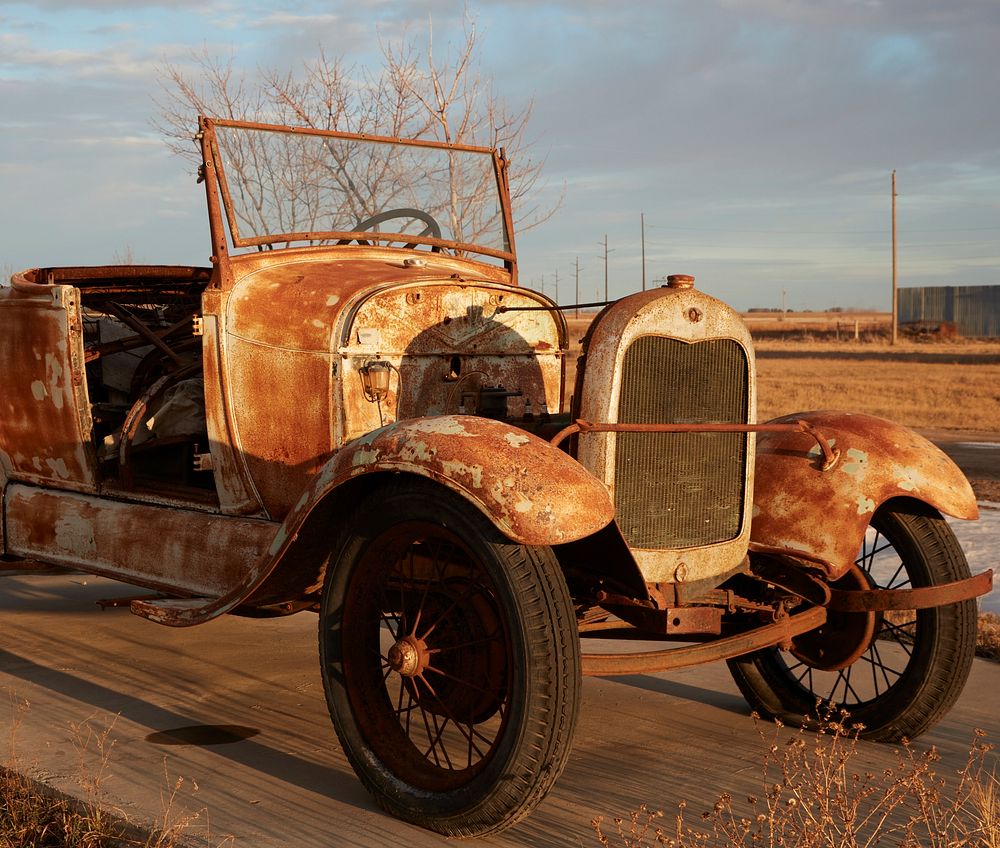 very old and rusted automobile, | Free Photo - rawpixel