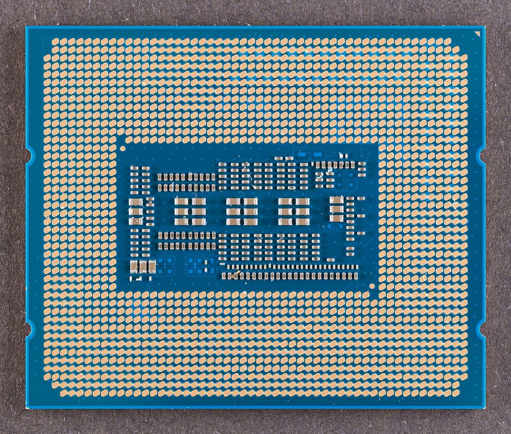 Computer chip, technology image | Free Photo - rawpixel