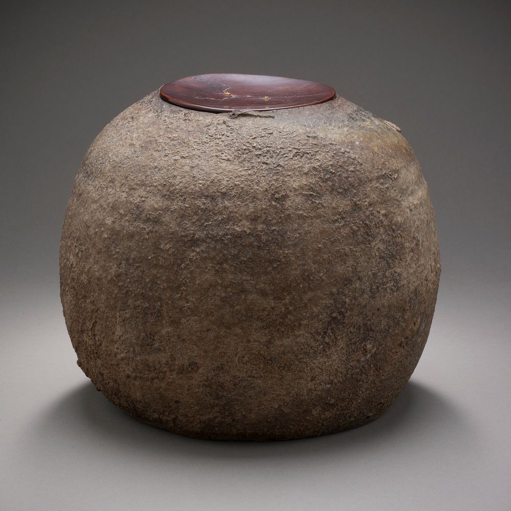 Mizusashi of Globular Form | Free Photo - rawpixel