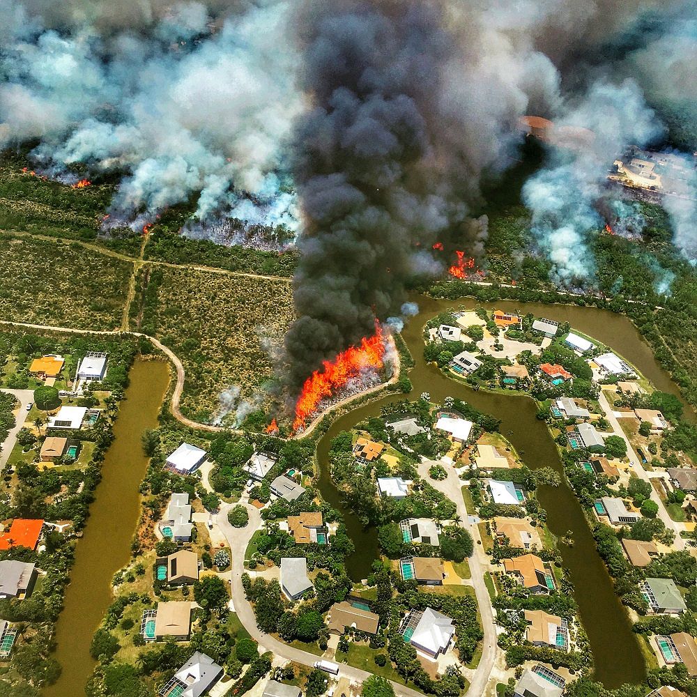 2021 USFWS Fire Employee Photo | Free Photo - rawpixel