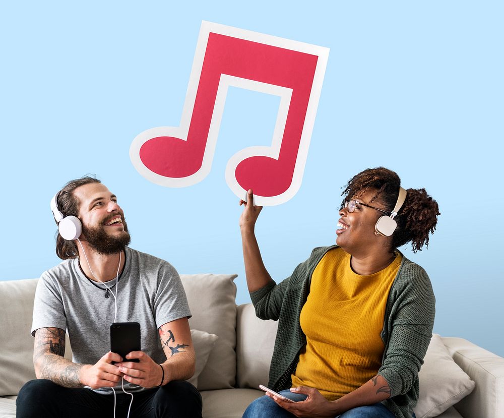 Interracial couple holding musical note | Premium Photo - rawpixel
