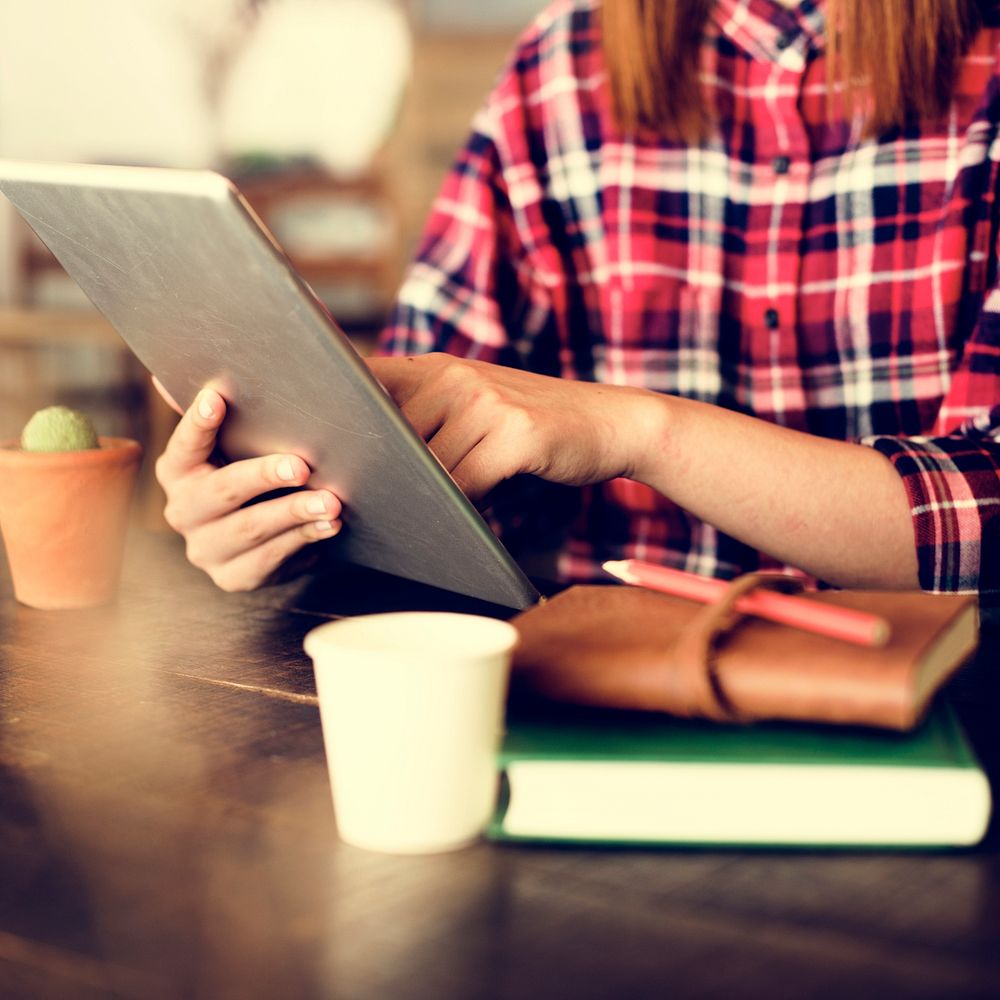 Girl Browsing Tablet Internet Concept | Premium Photo - rawpixel