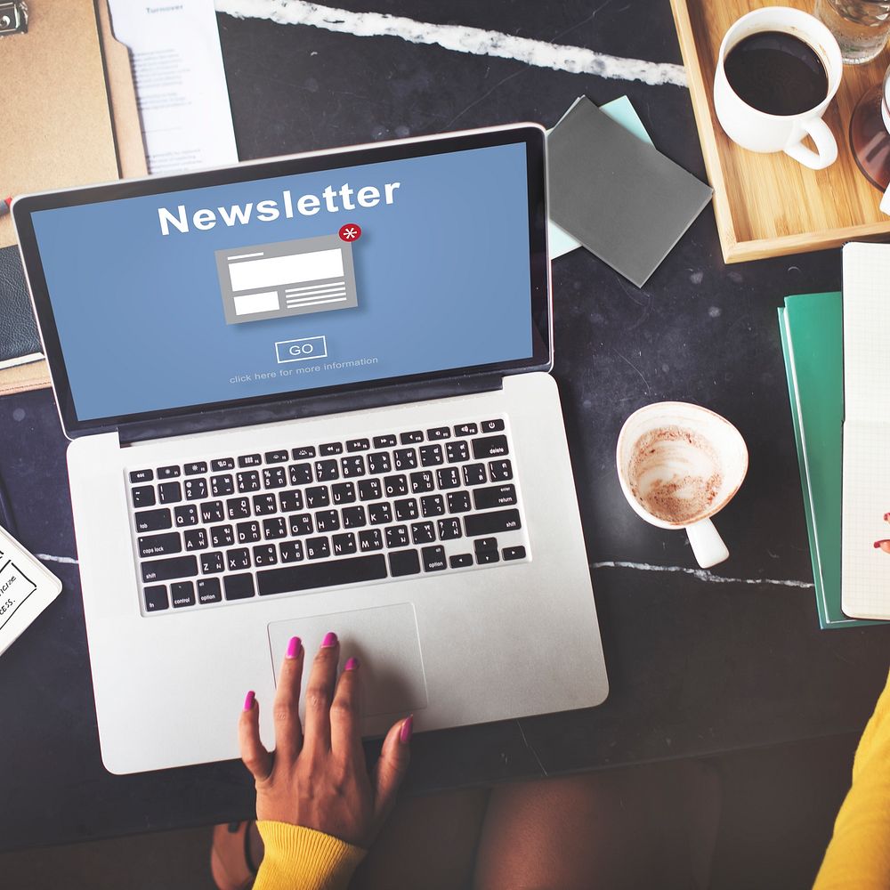 Newsletter Announcement Broadcast Article Concept | Free Photo - rawpixel