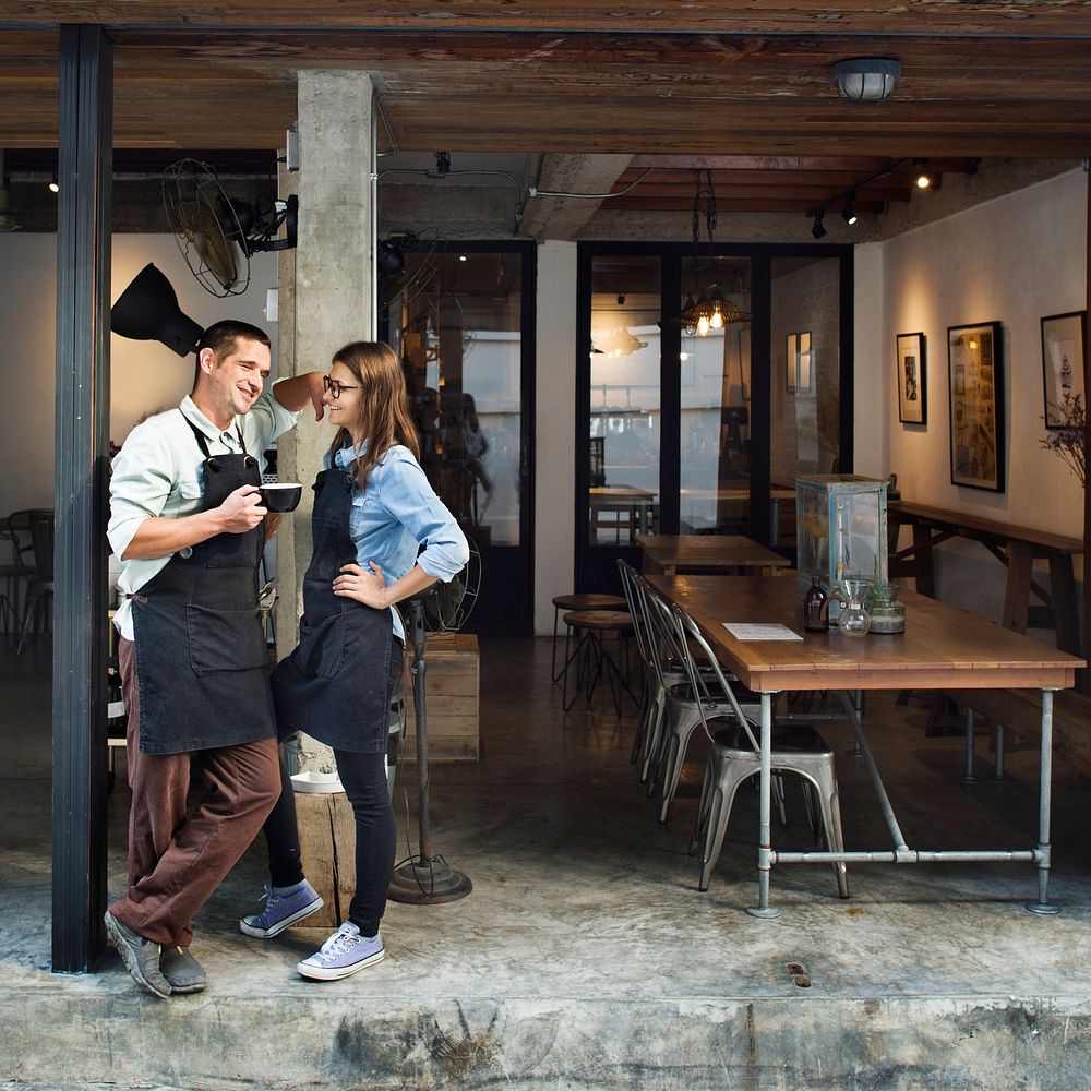 Couple Barista Coffee Shop Service | Premium Photo - rawpixel