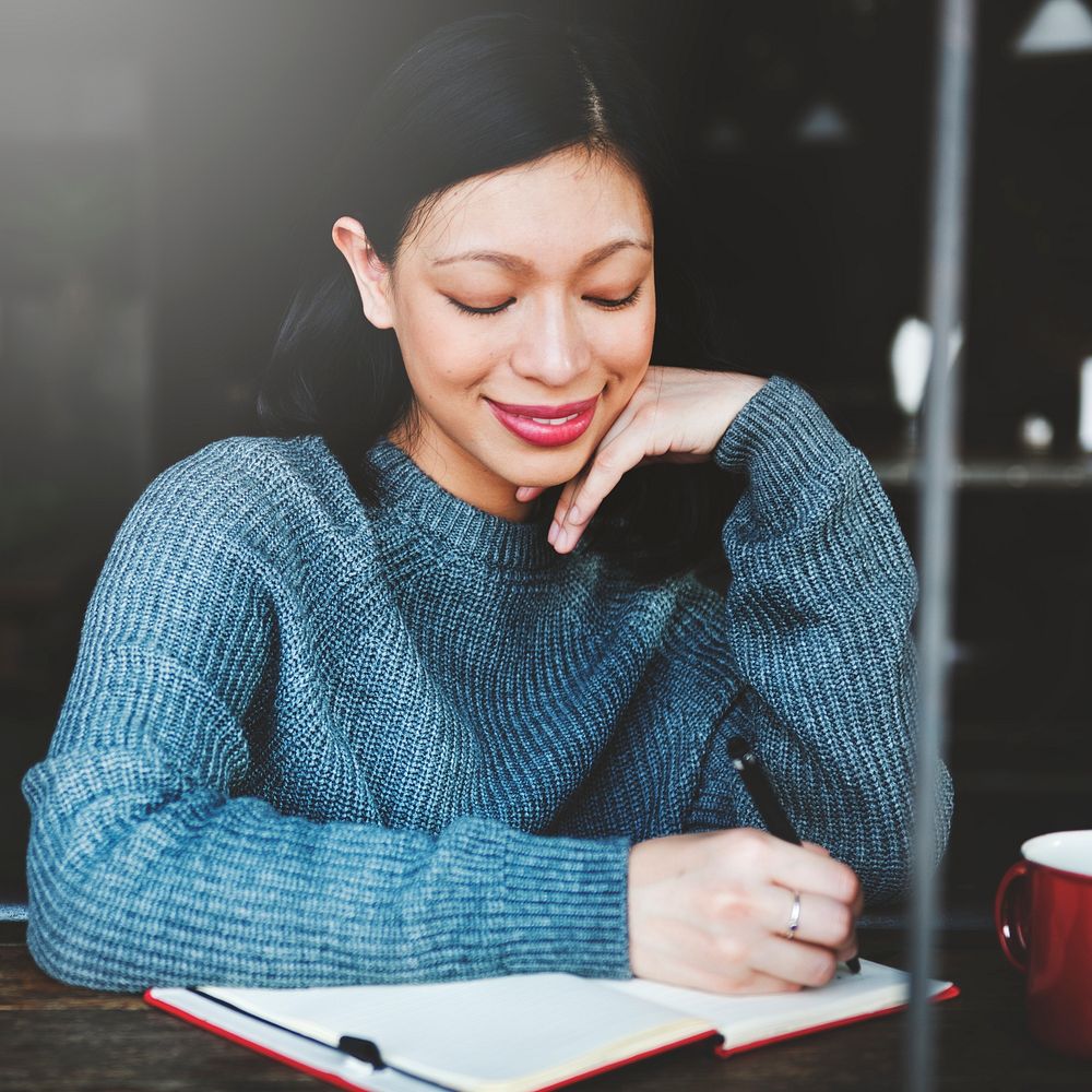 Asian Lady Writing Notebook Diary | Premium Photo - rawpixel