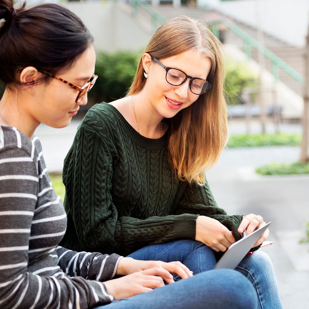 Student Studying Education Sharing Friends | Photo - rawpixel