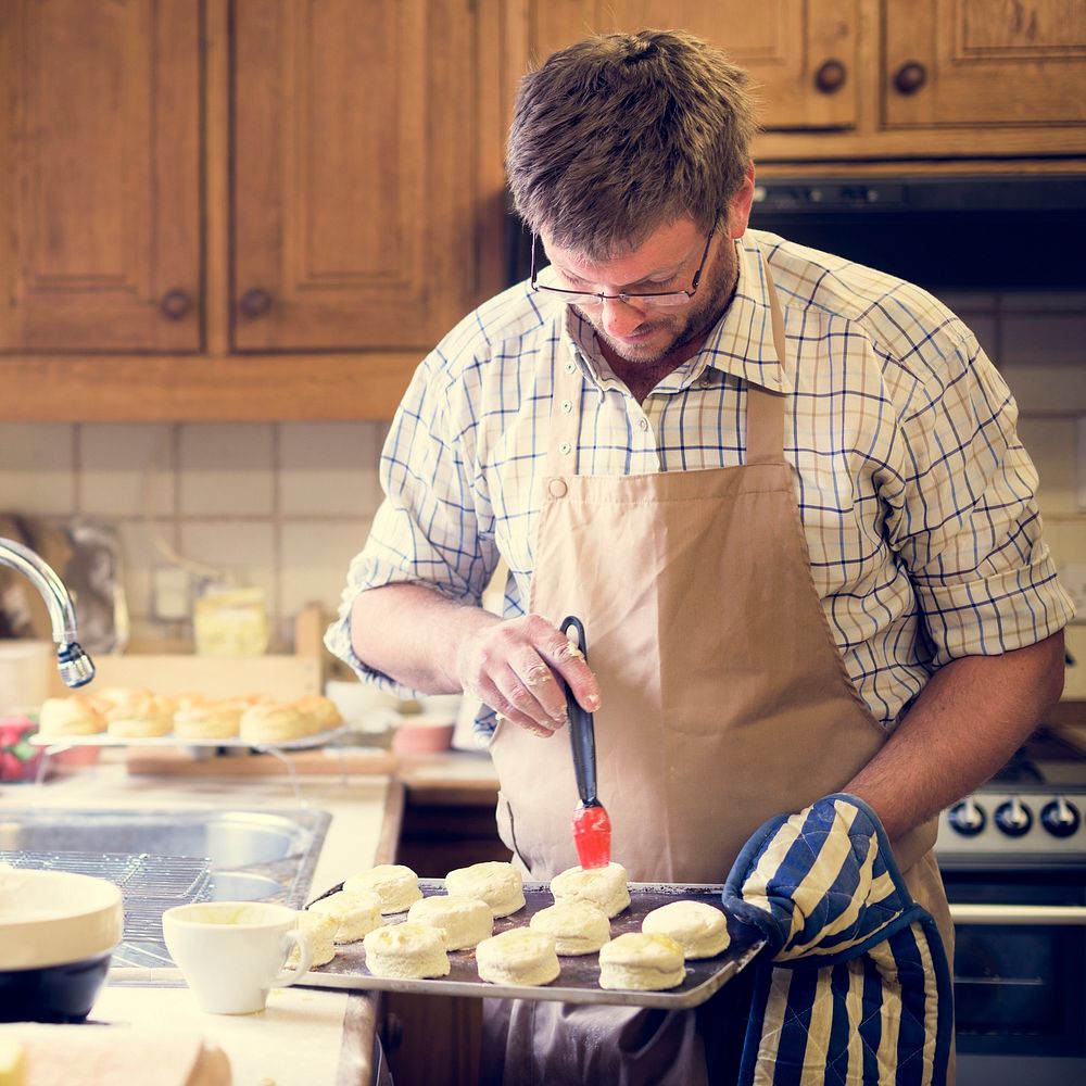 Baking scones home shoot | Premium Photo - rawpixel