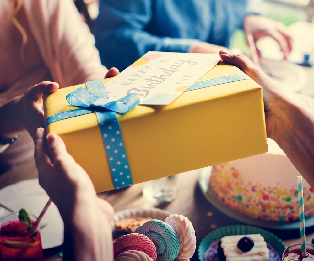 Giving Birthday Present Gift | Premium Photo - rawpixel
