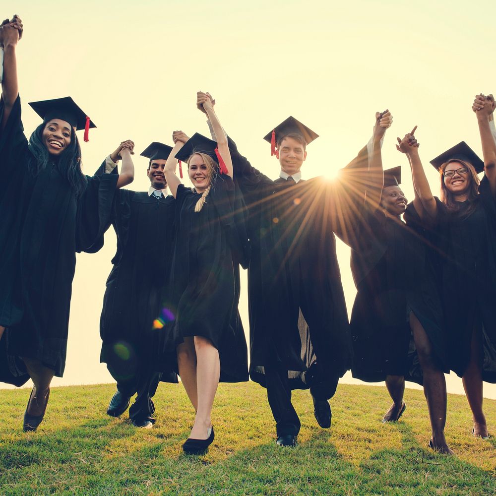 Young Students Graduation Ceremony Concept | Premium Photo - rawpixel