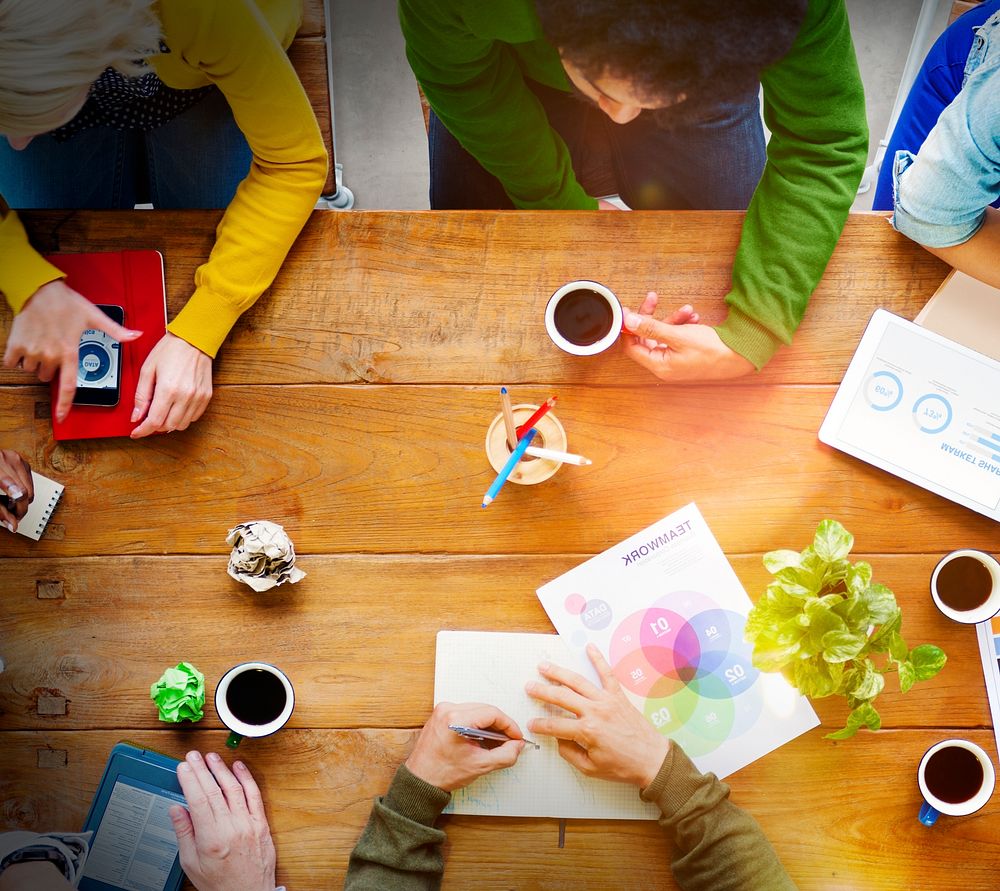 Busy Group People Discussion Startup | Premium Photo - rawpixel