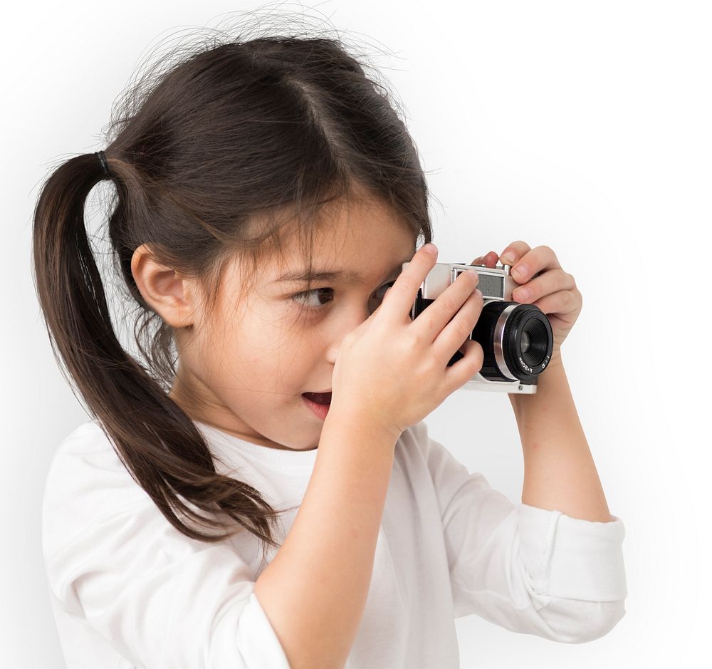 Little Girl Hands Hold Camera | Premium Photo - rawpixel