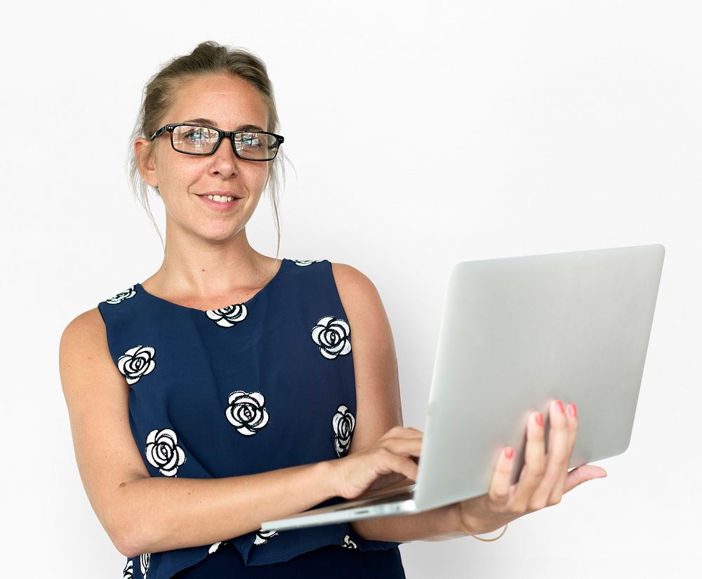 Caucasian Lady Laptop Work Concept | Photo - rawpixel