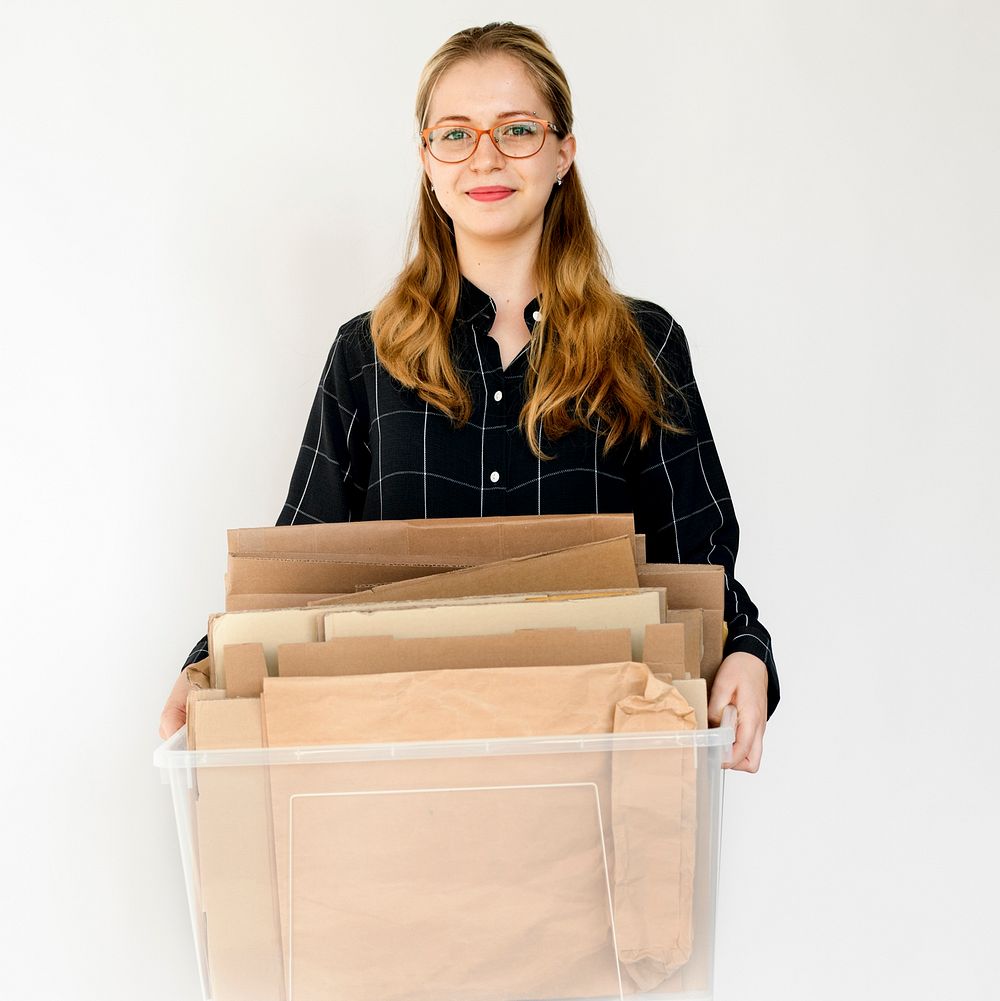 Adult Woman Separated Papers Recycle | Premium Photo - rawpixel