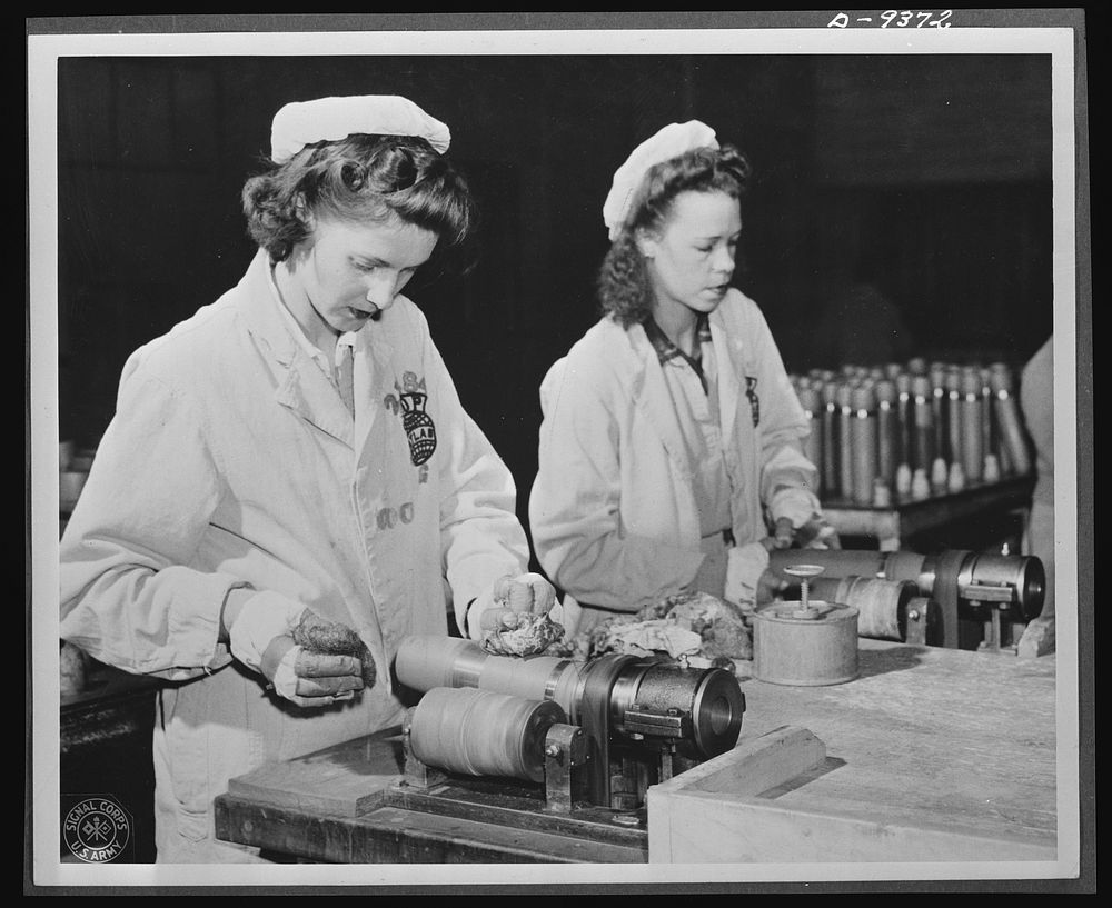 Production. Shell loading. Every shell | Free Photo - rawpixel