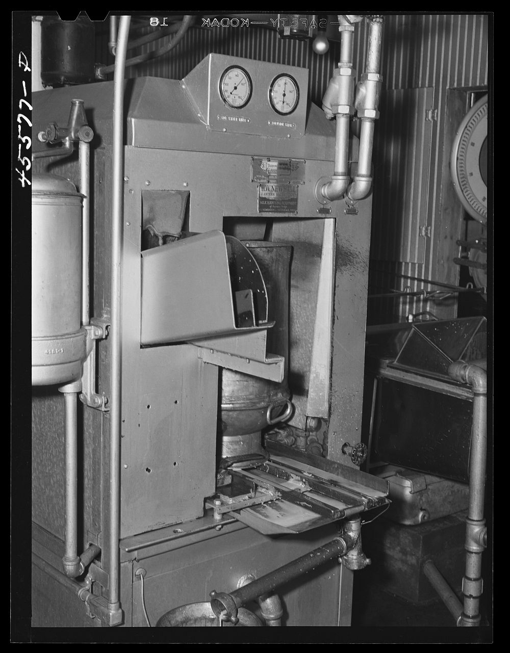 can washing machine Burlington cooperative | Free Photo - rawpixel