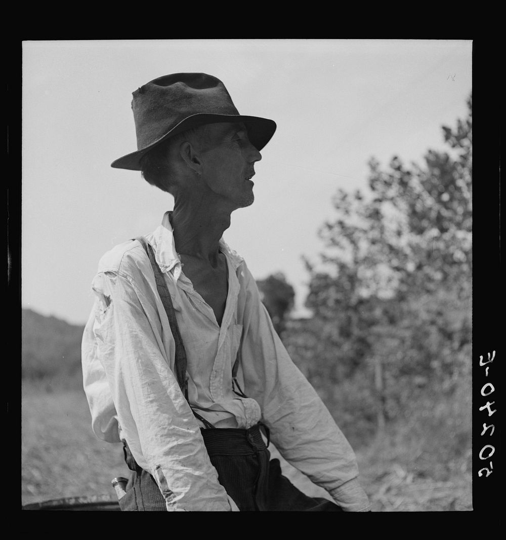 Badly wounded and gassed world | Free Photo - rawpixel